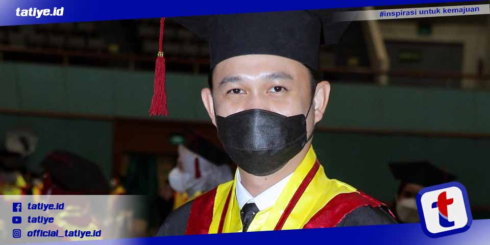 Ryan Kono Resmi Menyandang Gelar Magister Administrasi Publik - Tatiye.id