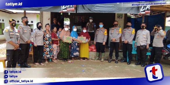 Kapolres Gorut Beri Bantuan Korban Banjir dan Tanah Longsor di Huyula ...